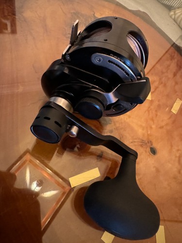 Okuma M-12NII Metaloid 2-Speed Lever Drag Reel - High Lb Braid w/ Top ...