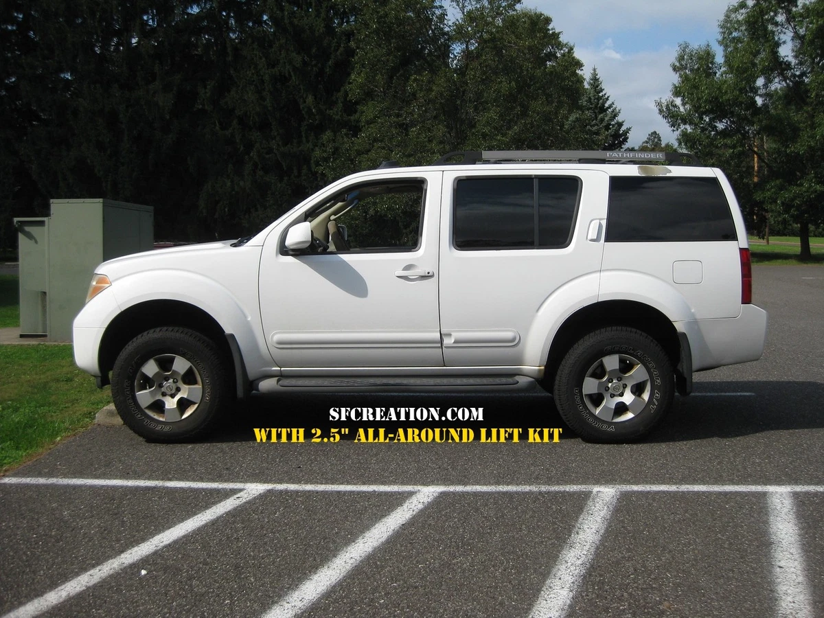 Nissan Pathfinder 2005 Lifted