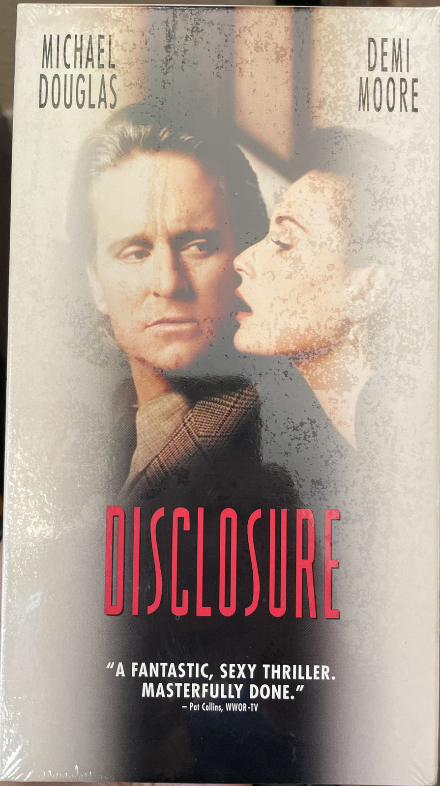 Disclosure Michael Douglas, Demi Moore VHS Movie RARE *BRAND NEW ...
