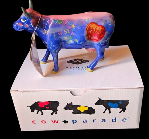 Vintage 2000 Cow Parade Cow Figurine #9163 Retired I Love New York Big ...
