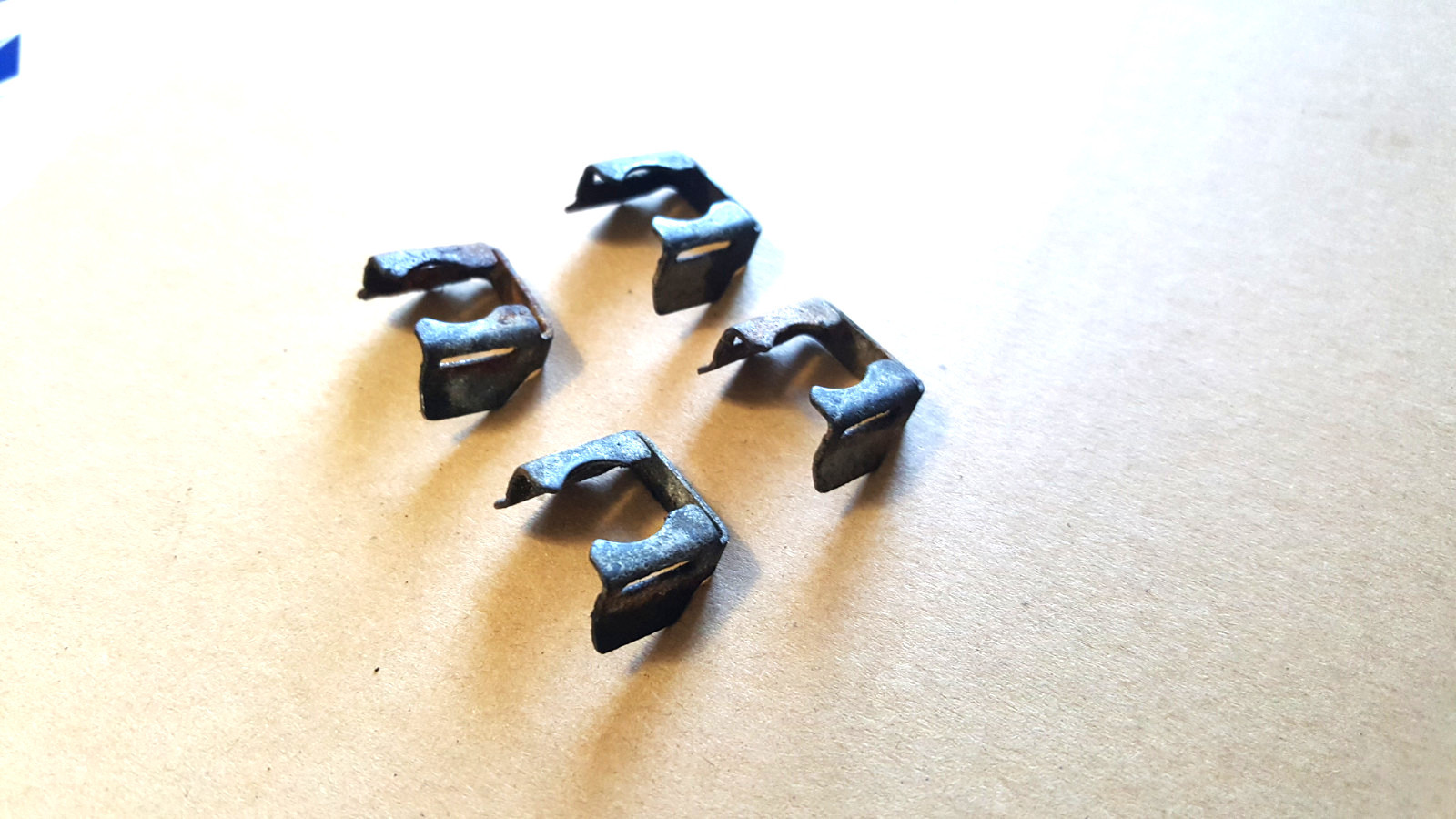 dodge chrysler clip injector 04418257AB 05003092AF 04275317 04612217 ...