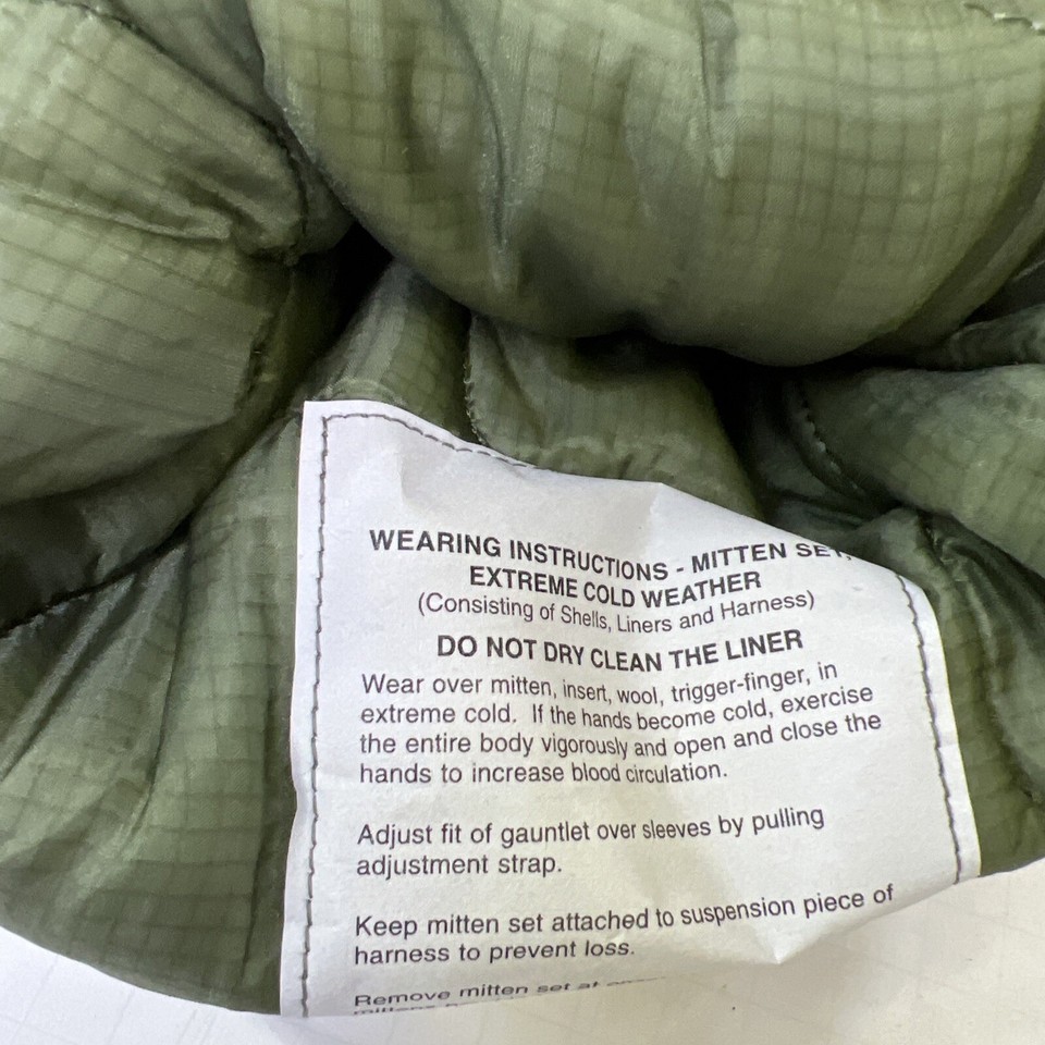 USGI Army ACU Camo Extreme Cold Gloves Arctic Winter Mittens Liner ...