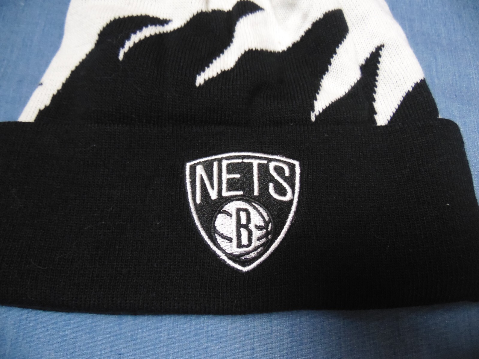 Mitchell & Ness NBA Brooklyn Nets Cuffed Pom Knit Beanie Hat Winter ...