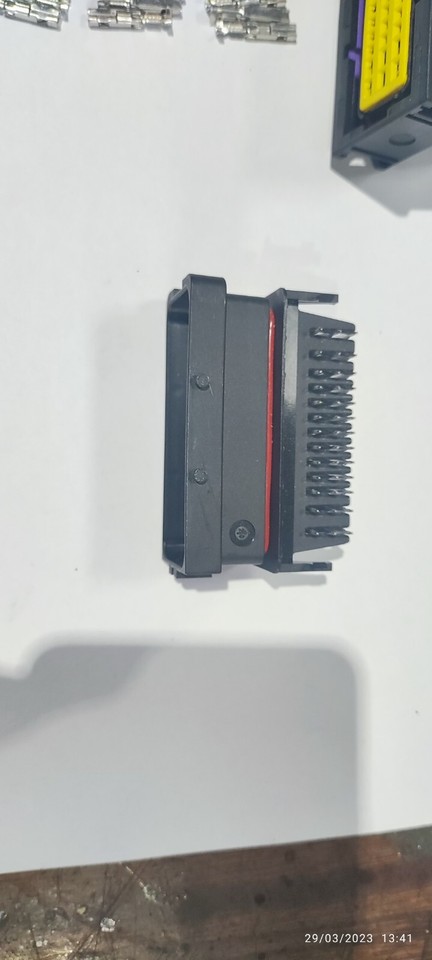 39 pin FCI Delphi ECU connector male and female with terminals ...