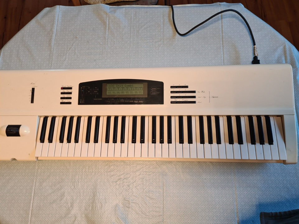 Korg 01/W FD Workstation mit Disk Laufwerk, Keyboard Synthesizer | eBay.de