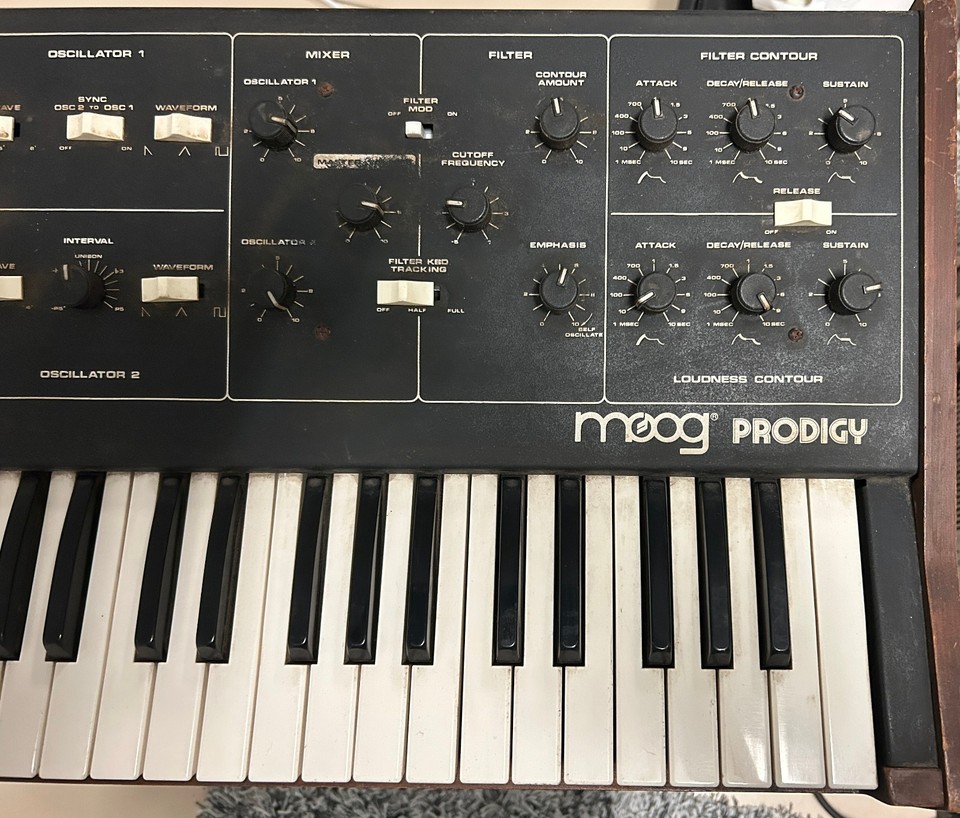 MOOG Prodigy (Classic Analog Synth) (Previously owned by BOTTOM LINE ...