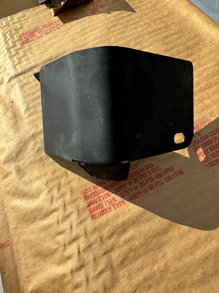HMMWV HUMVEE M1151 M1165 M1167 NOS RIGHT SIDE TURBO HEAT SHIELD ...