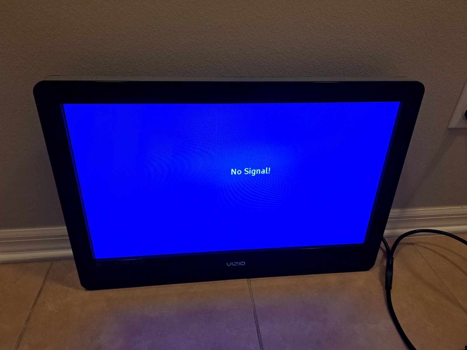 Vizio VA26LHDTV10T 26" 1080i HD LCD Television Monitor. NO STAND/NO ...