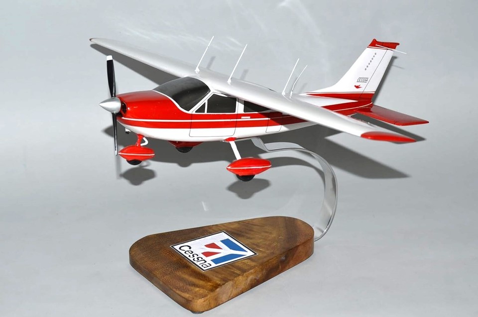 Cessna 177 Cardinal Red Private Plane Desk Top Display 1/24 Model SC ...