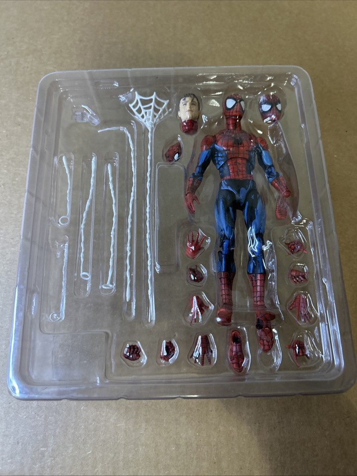 MAFEX No.108 SPIDER-MAN COMIC PAINT Ver. model Action Figure marvel ...