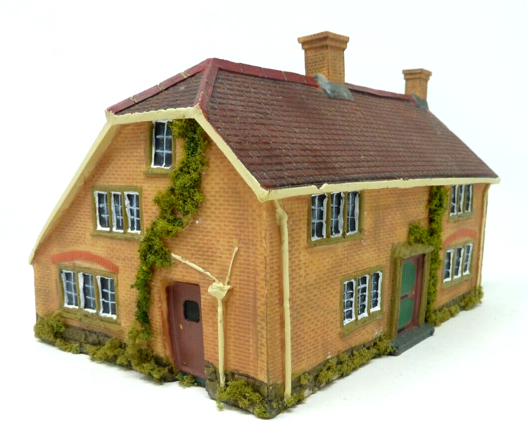 SCENIX EM6007 OLD ENGLISH FARMHOUSE OO GAUGE DIORAMA BUILDING | eBay UK