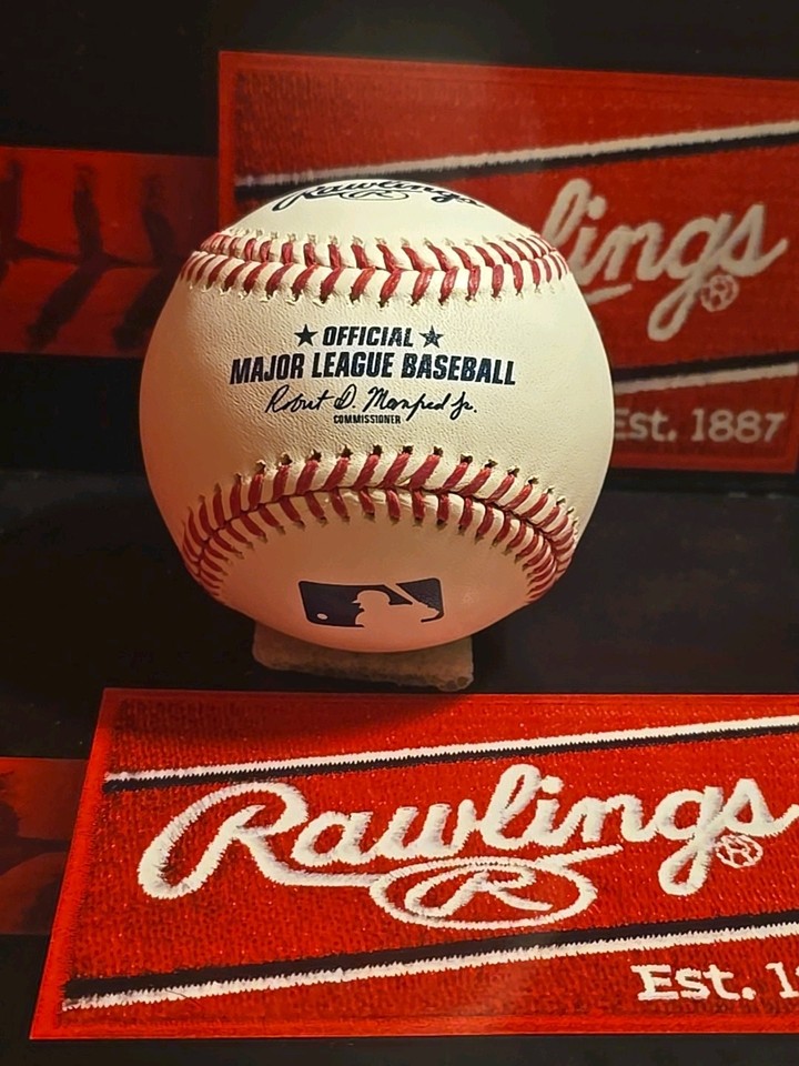 Don Mattingly Signed Autograph Auto Baseball All Star Hall Of Fame Free ...