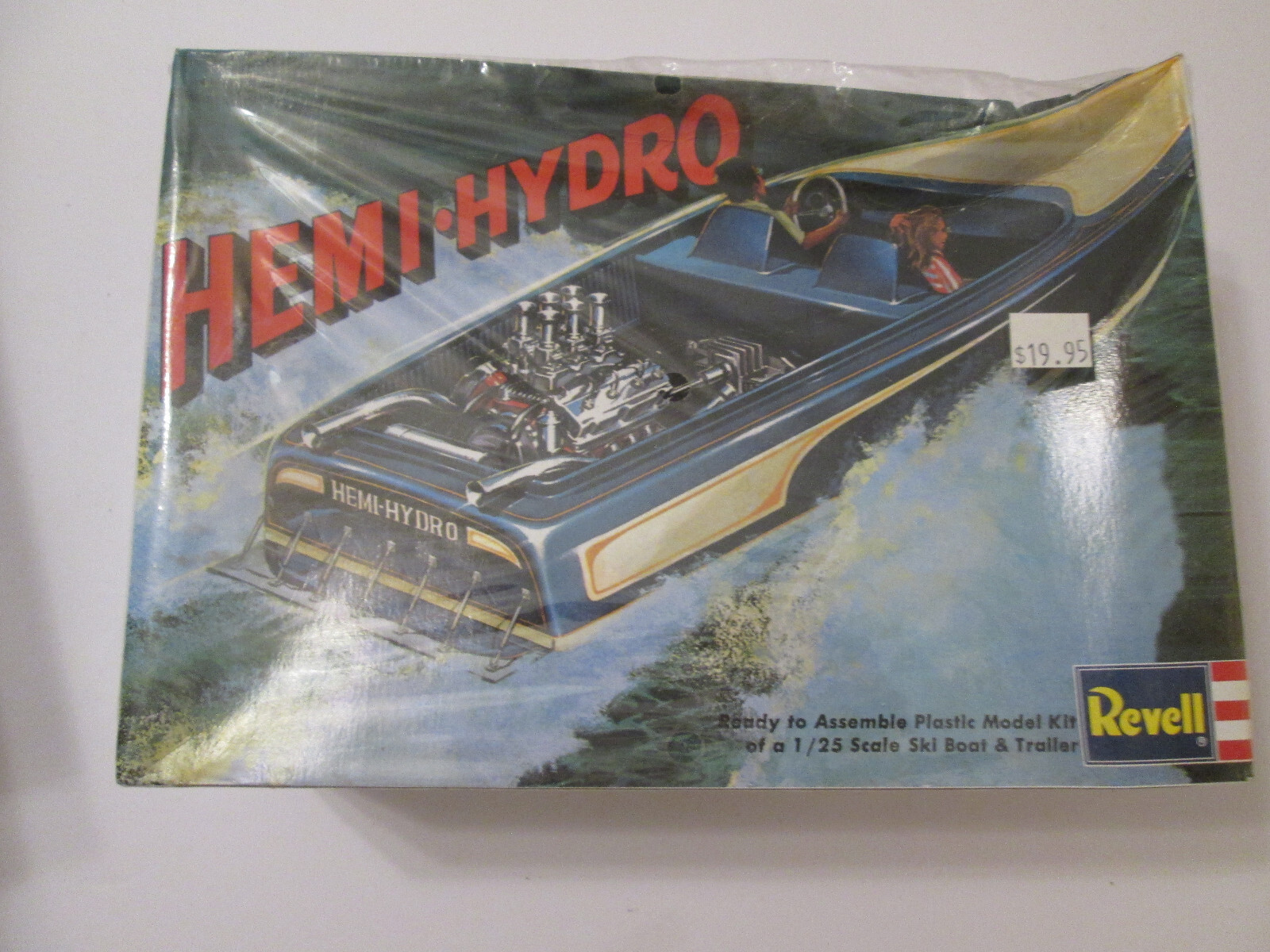 NIB Revell Hemi-Hydro 1/25 Scale Plastic Model Kit H 1312 Ski Boat ...