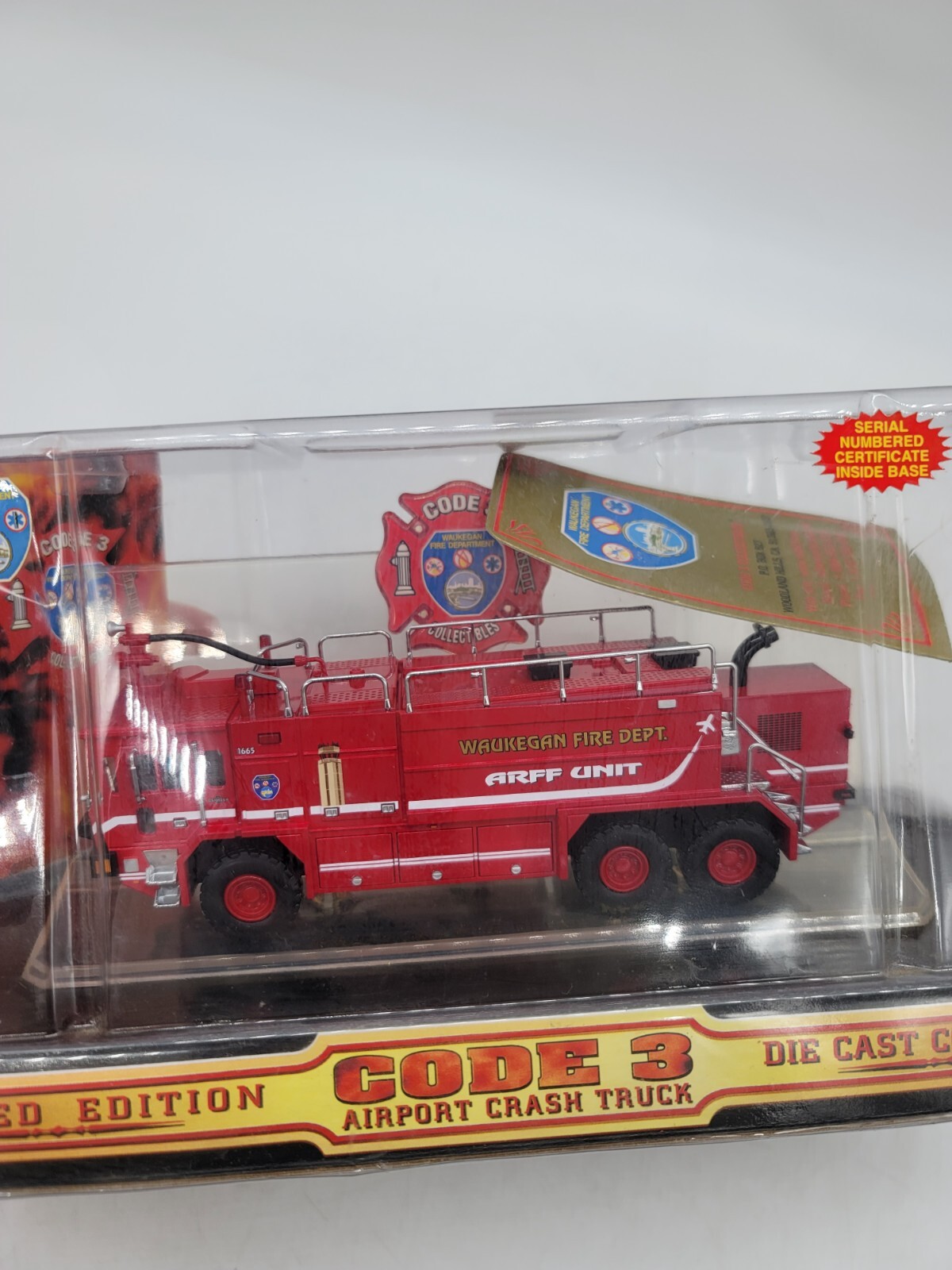Code 3 Police Car Waukegan Fire Dept 1662 Airport Crash Firetruck 1:64 Die-Cast | eBay