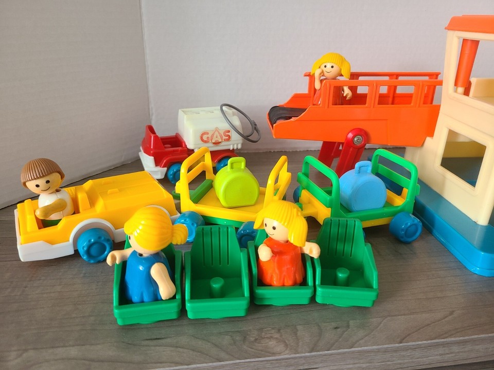 Playskool Lil Playmates AIRPORT Play Set 1984 Vintage #7960X 16 Pieces ...