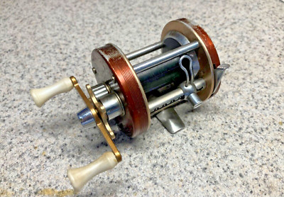 Casting Reels - Vintage Heddon Heritage