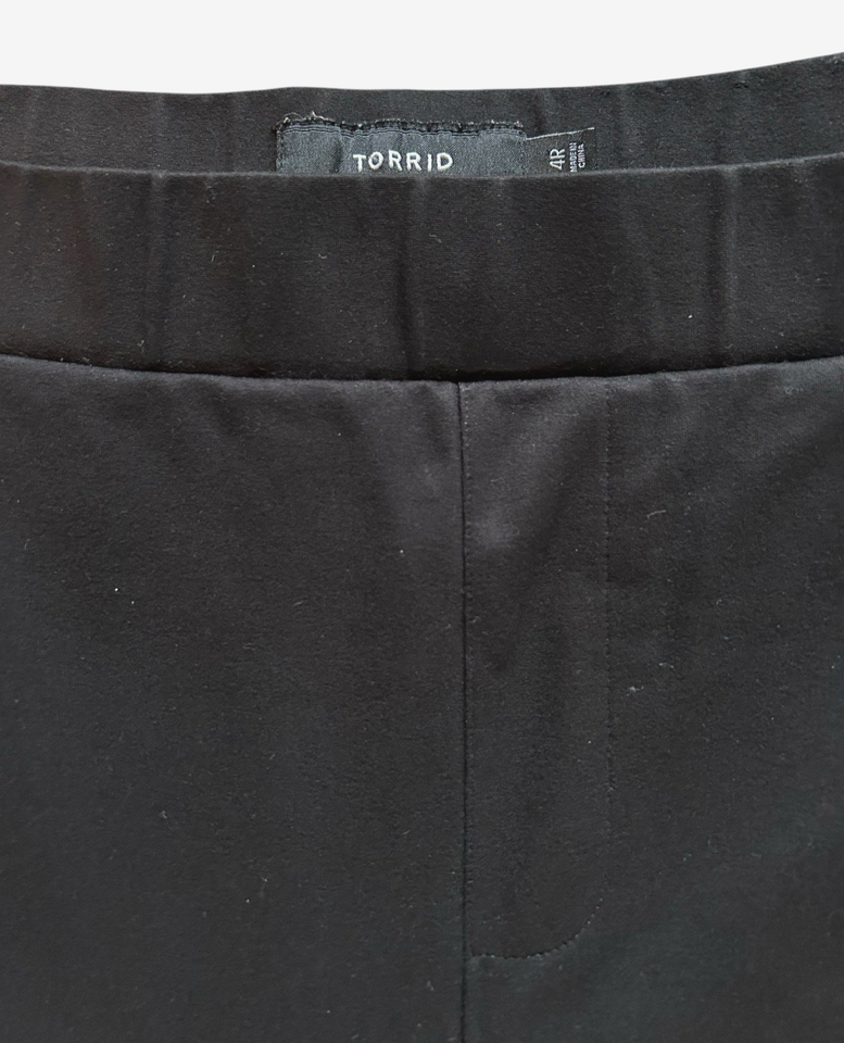 Torrid 4 Black Pull On Ponte Knit Relaxed High Rise Tapered Pants 4R 4X ...