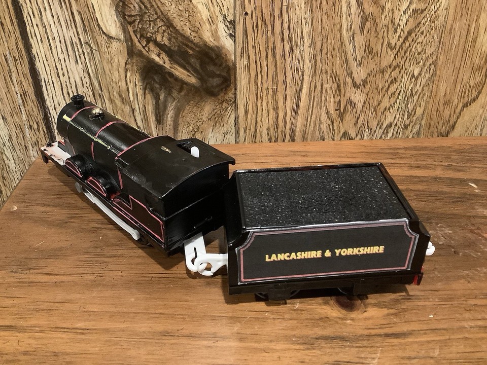 Thomas & Friends Custom Trackmaster Black James LANCASHIRE & YORKSHIRE ...