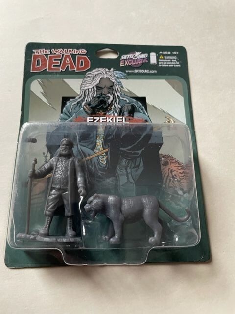 Walking Dead Mini-Mates Rosita and Father Gabriel Mini Figures and ...