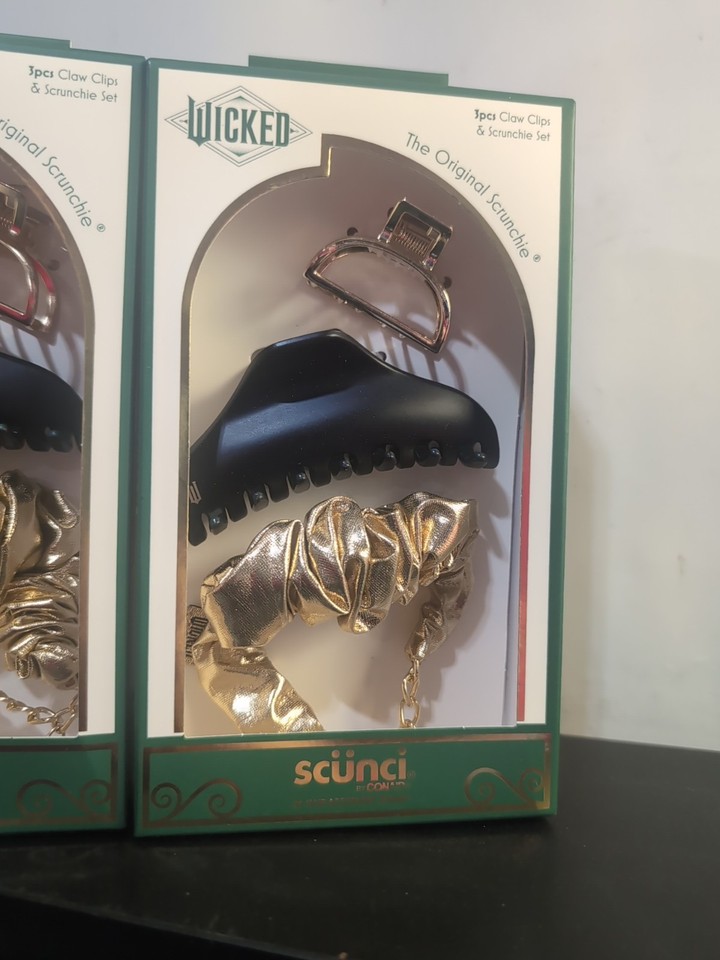 CONAIR Scunci - Wicked Hair Scrunchie and Claw Clips - Lot of 2 Sets | eBay