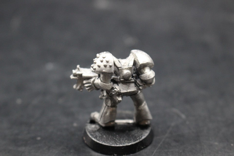 Warhammer 40K Rogue Trader Space Marine RT101 Brother Potter Metal | eBay