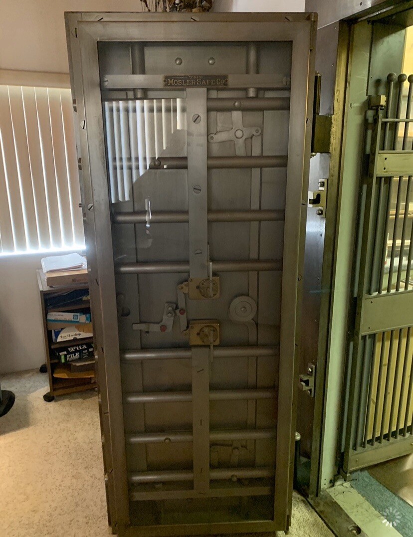 Mosler Vault Door for sale | Only 3 left at -60%