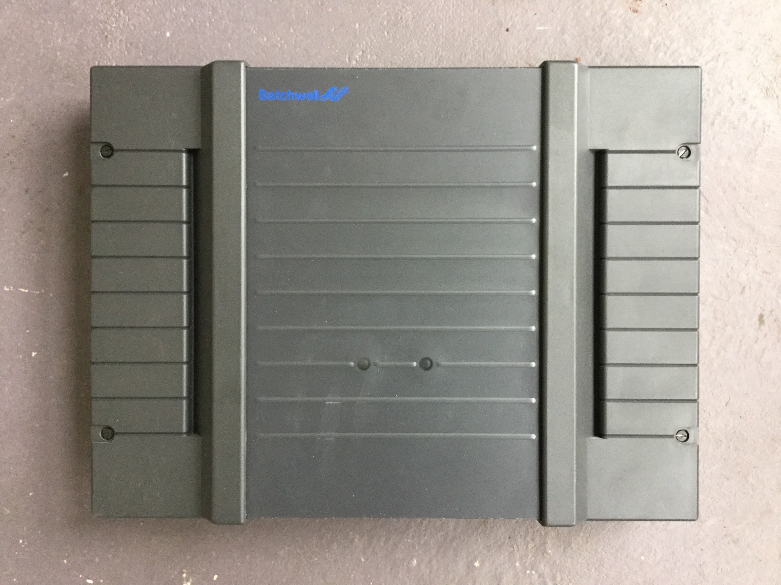 SATCHWELL SCHNEIDER UNC 532 Bas 2800+ Outstation CONTROLLER #811 0579-1 ...