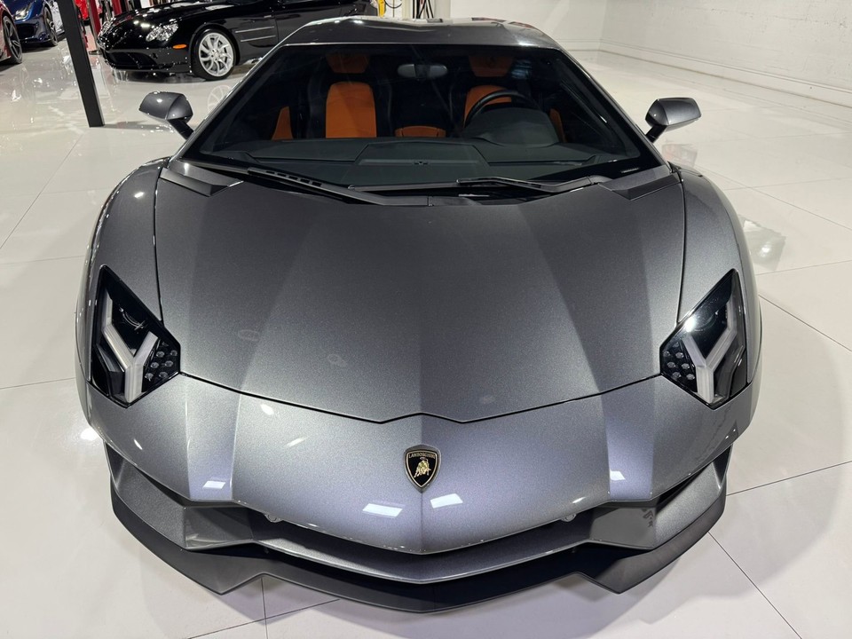 2017 Lamborghini Aventador S Grigio Estoque paint, leather/alcantara ...