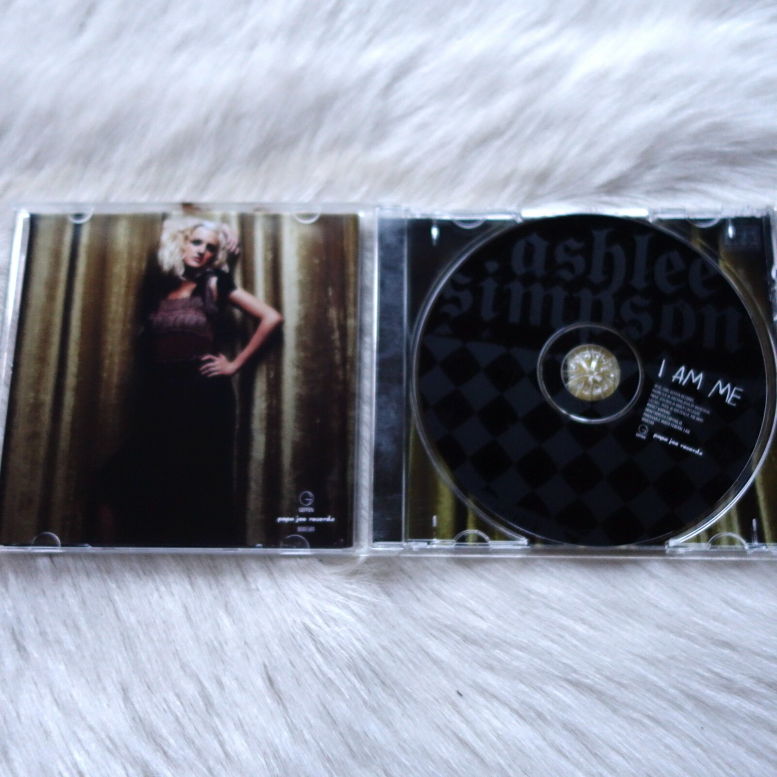 ASHLEE SIMPSON I AM ME CD 2005 2nd Studio Album Ashlee Simpson Cd Pop ...