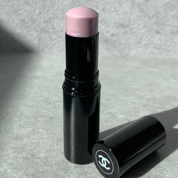 CHANEL LILAS Baume Essentiel Multi-Use Glow Stick Highlighter 8g | eBay