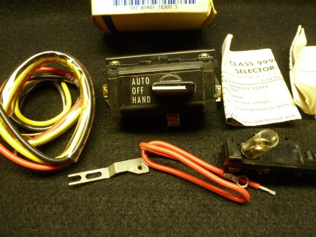 NIB Square D 9999 SC-2 Series B Hand-Off-Auto Selector Switch Kit Size ...