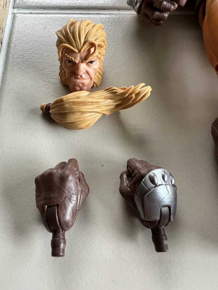 Marvel Legends Sabertooth Figure Age of Apocalypse (AoA) Series ...