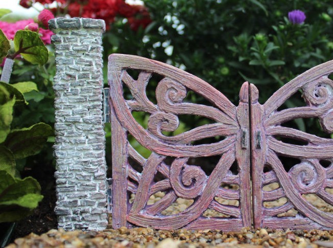 Butterfly Fairy Gate w Pillars WS 1744 Gate is hinged Miniature Fairy ...