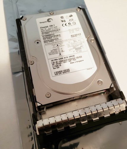 Seagate Cheetah 10K.7 ST3300007LC 300GB ULTRA U320 SCSI HOT SWAP DRIVE ...