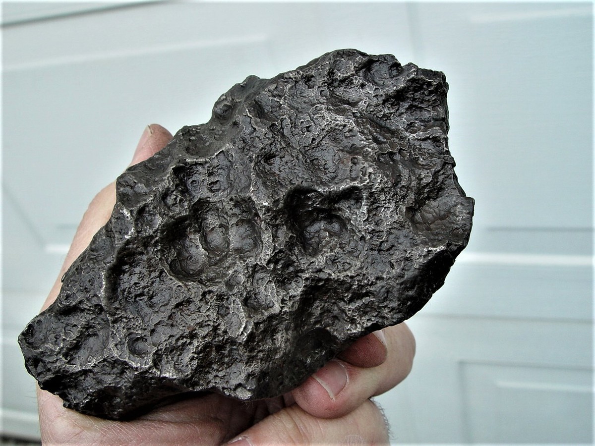 Meteorito Real I Cut Open REAL METEORITES To See What’s Inside..