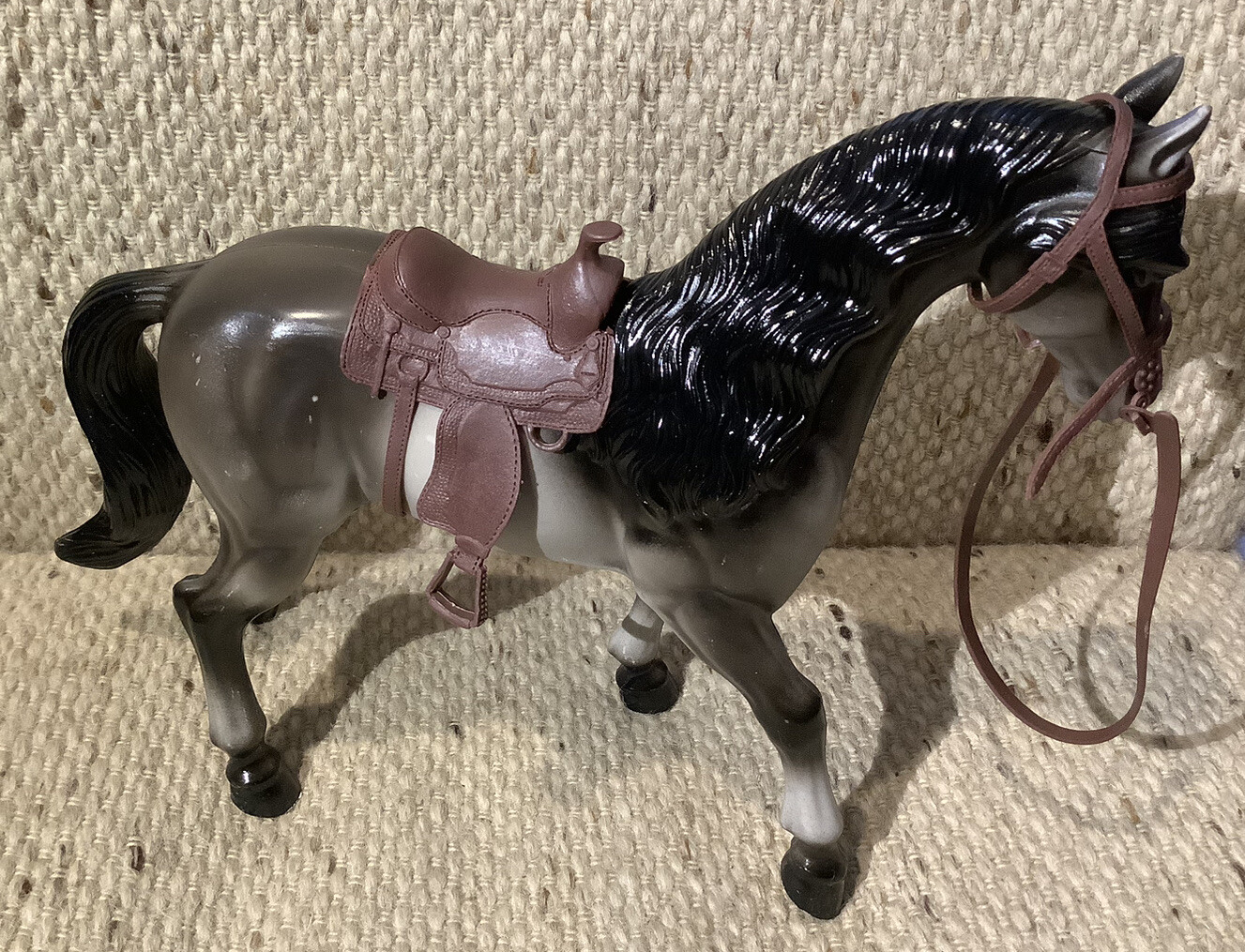Popak New Ray Grey Hard Plastic 8” Tall Model Figurine Horse & Saddle ...