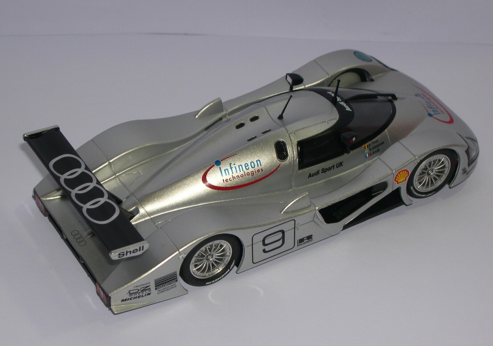 Slot.it Ca12d AUDI R8c Reloaded 1999 Presentation #9/10 1/32 Car for ...