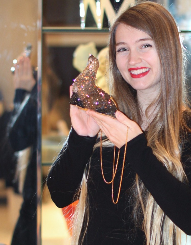 JUDITH LEIBER SWAROVSKI CRYSTAL SEAL SEA LION JEWELED MINAUDIERE CLUTCH ...