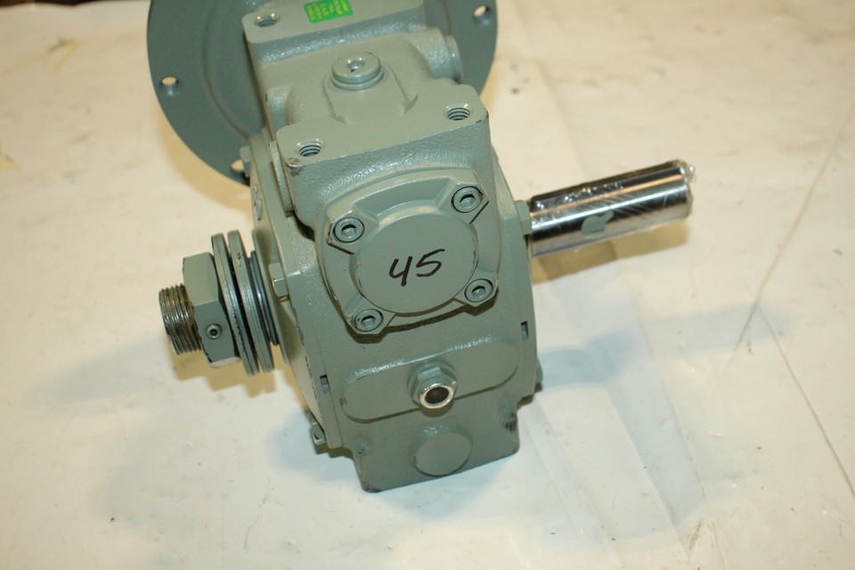 Cleveland Gear H379103-D BHE Size 60 100:1 Ratio Gear Reducer | eBay