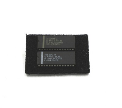 APPLE MacIntosh Plus ROM Chip Set 342-0341-C & 342-0342-B | eBay