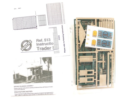 RATIO 'OO' GAUGE LOT OF 8 ASSORTED BUILDINGS/ COACHES & WAGON MODEL ...