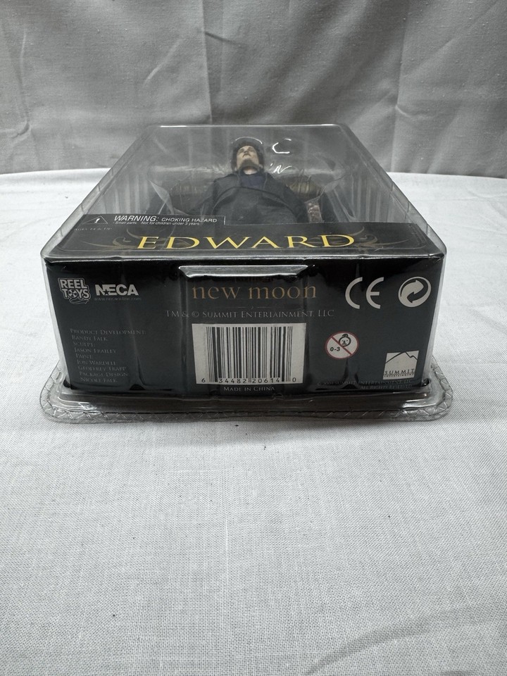 the twilight saga New Moon EDWARD Action Figure Neca NIB | eBay