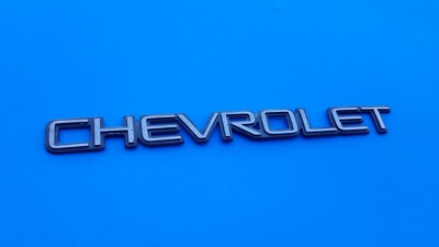 00-06 CHEVROLET SILVERADO SUBURBAN TAHOE EXPRESS ASTRO REAR LID EMBLEM ...