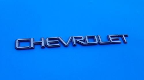00-06 CHEVROLET SILVERADO SUBURBAN TAHOE EXPRESS ASTRO REAR LID EMBLEM ...