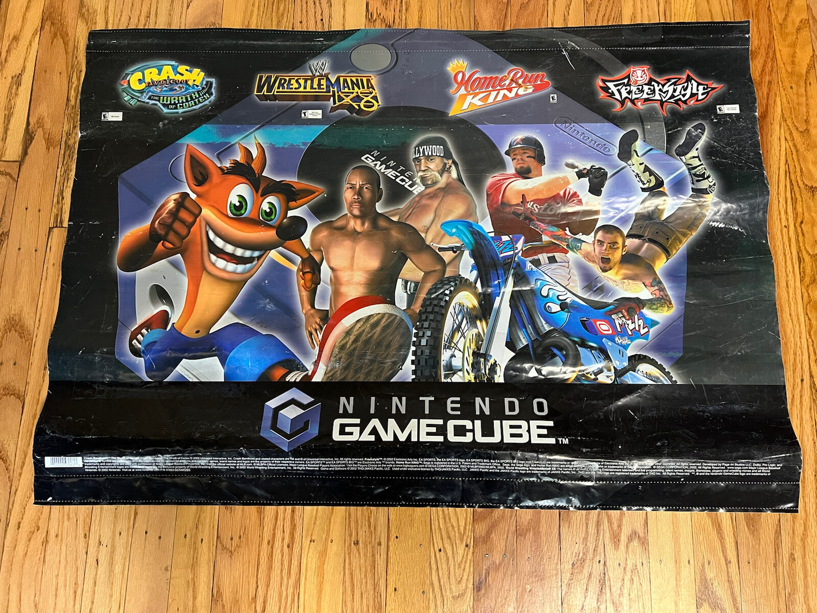 VTG Nintendo Crash Bandicoot WWF Hulk Gamecube Store Display Banner ...