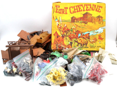 Vintage Toy FORT CHEYENNE Western Fort Play Set Cowboys Indians Wild ...