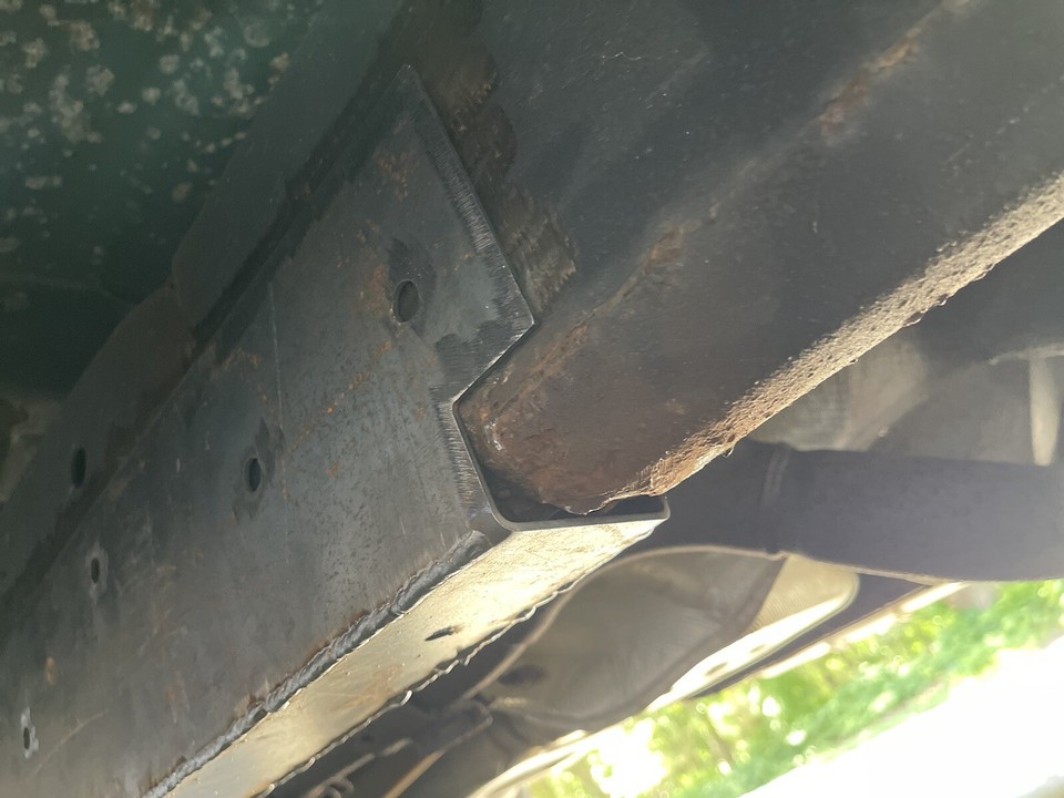 2004-2007 Ford F150 Reg Cab 6'4 Bed Middle Under Cab Rust Repair Frame ...