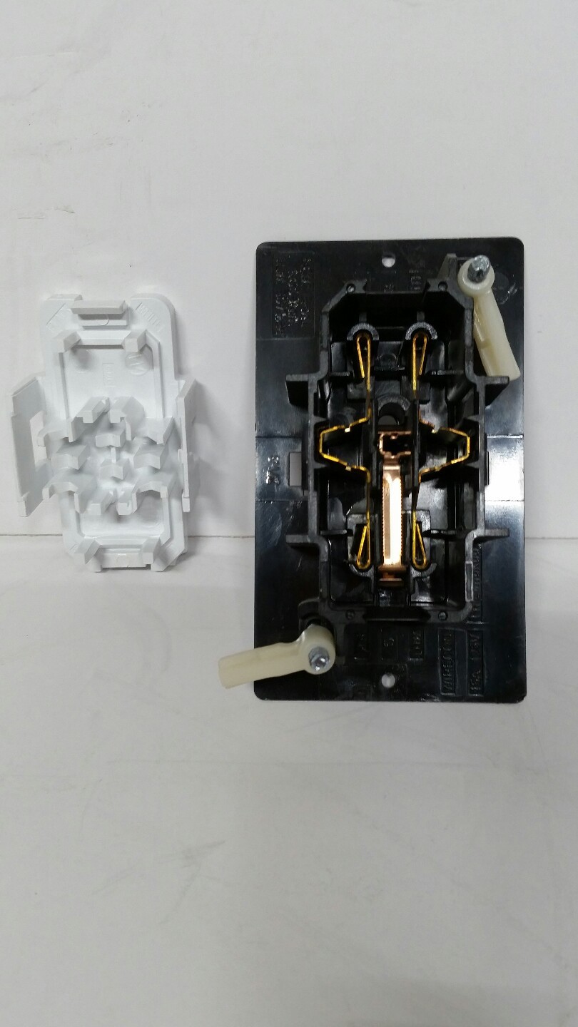 Hubbell / Wirecon Black Self Contained Single Flush Mount Receptacle # ...