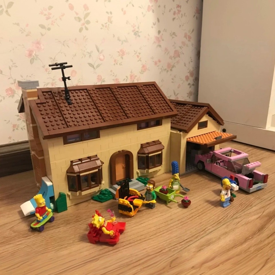 The Simpsons House 2523PCS Building Blocks Assembly Bricks with 6 ...