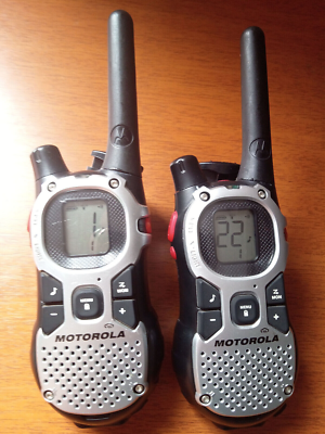 MOTOROLA TALKABOUT 2- WAY RADIO MJ27OR | eBay